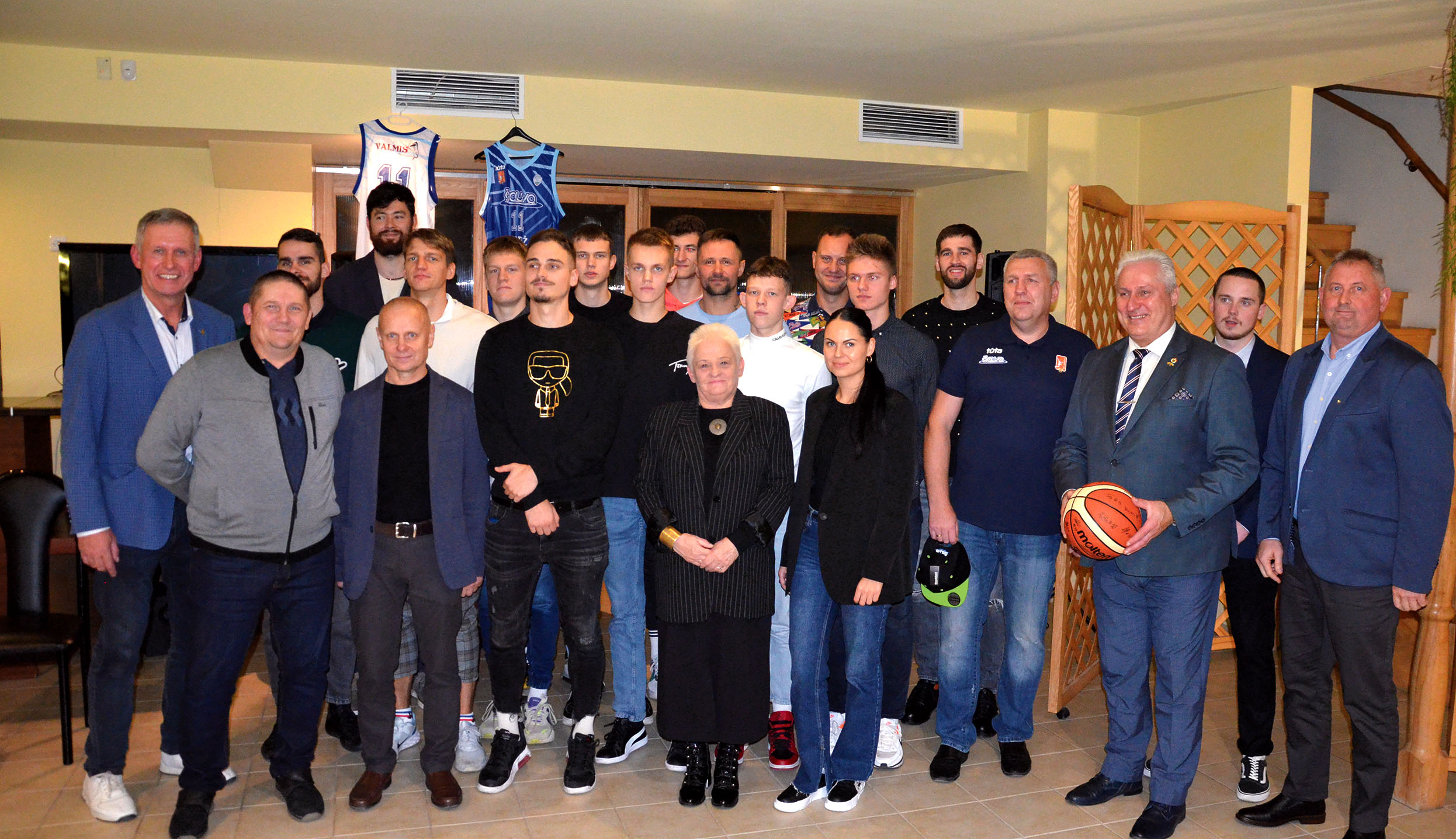 Biržų krepšinio komanda pradėjo naują sezoną - Biržų laikraštis ...