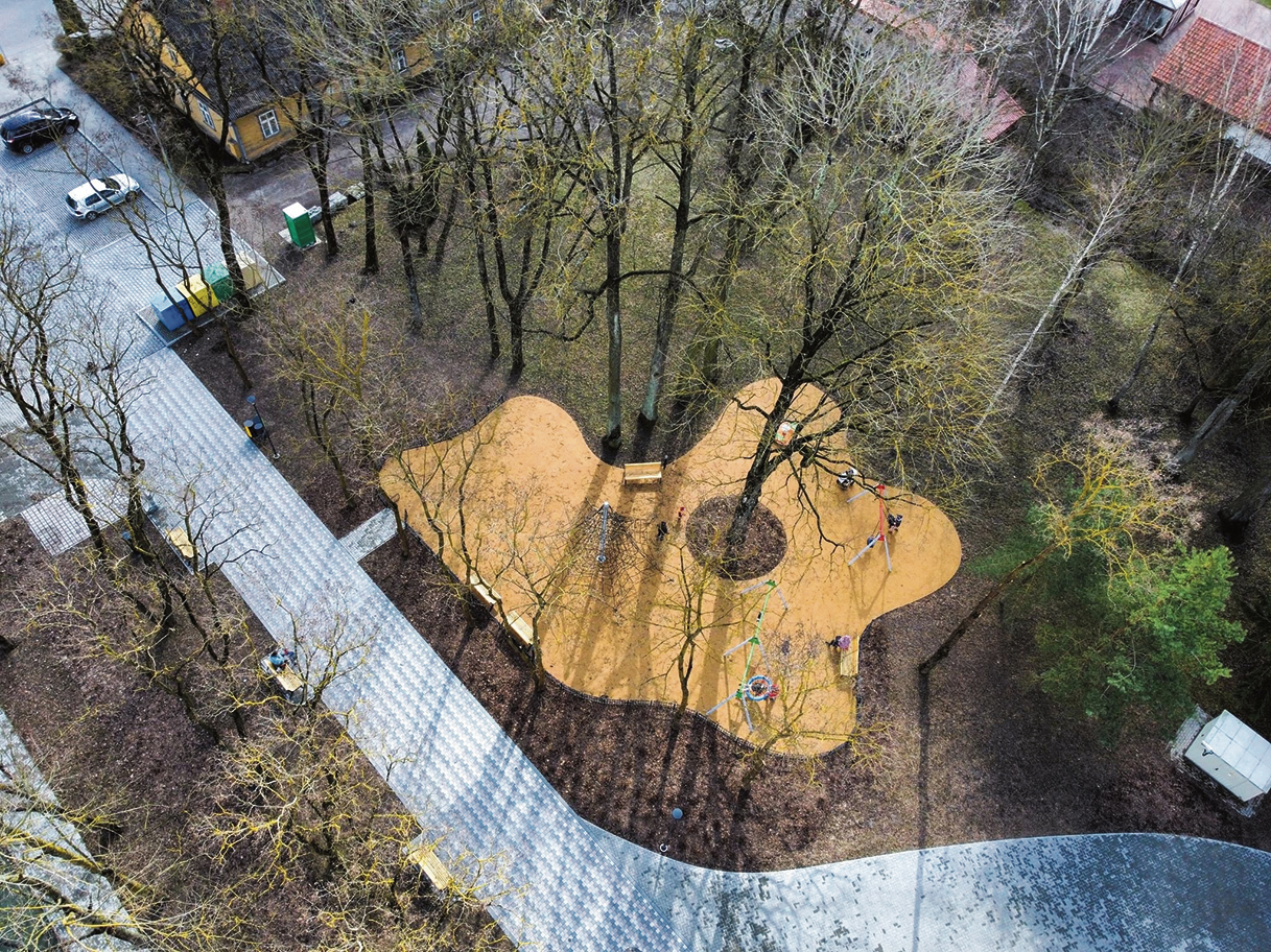 Apie erdves, tiltus ir pinigus - Biržų laikraštis "Šiaurės Rytai"