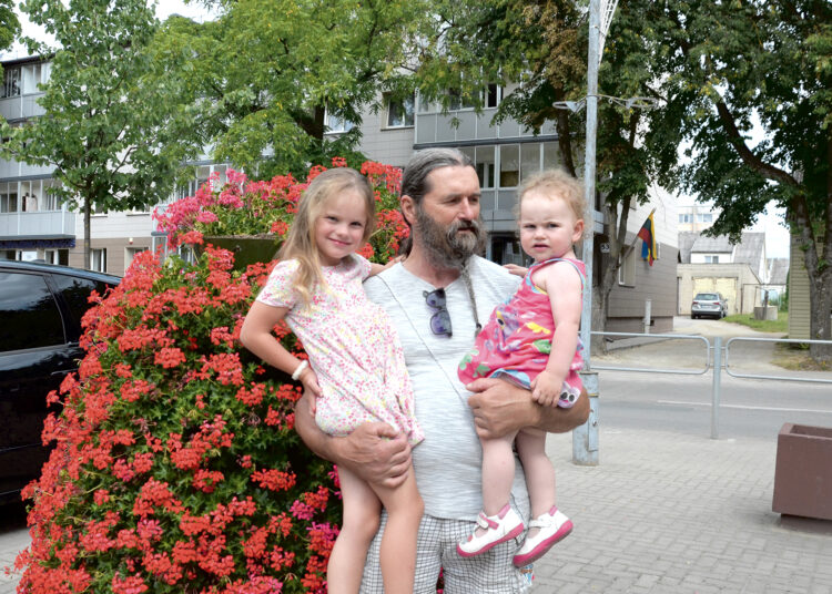 Gyvenimo variklis – šešios merginos - Biržų laikraštis "Šiaurės Rytai"